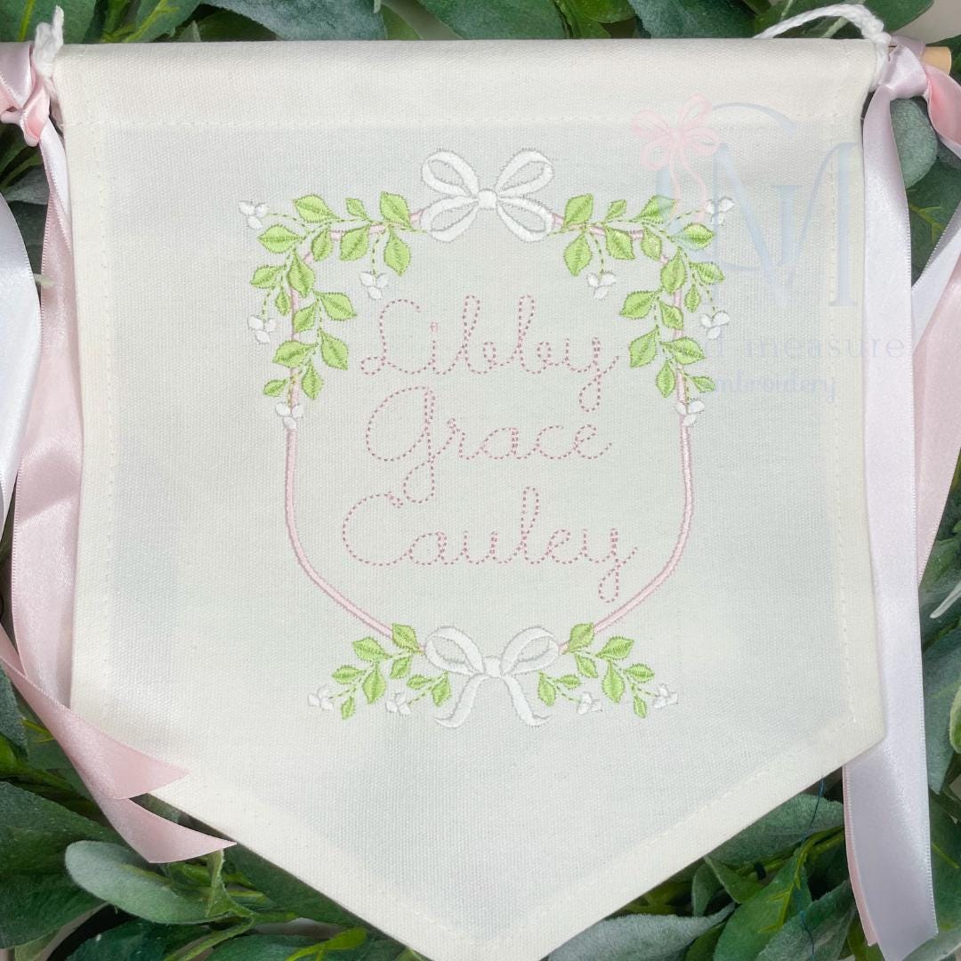 Floral Ivy Crest Machine Embroidery Design - Etsy
