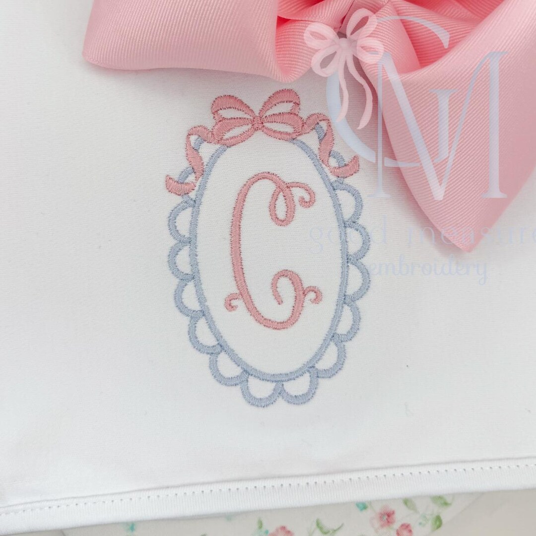 Scallop Oval Frame With Bow Machine Embroidery Design - Etsy