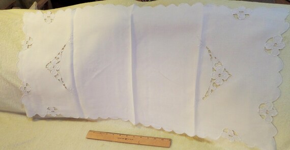 Vintage Off-white Linen Table or Dresser Runner With - Etsy