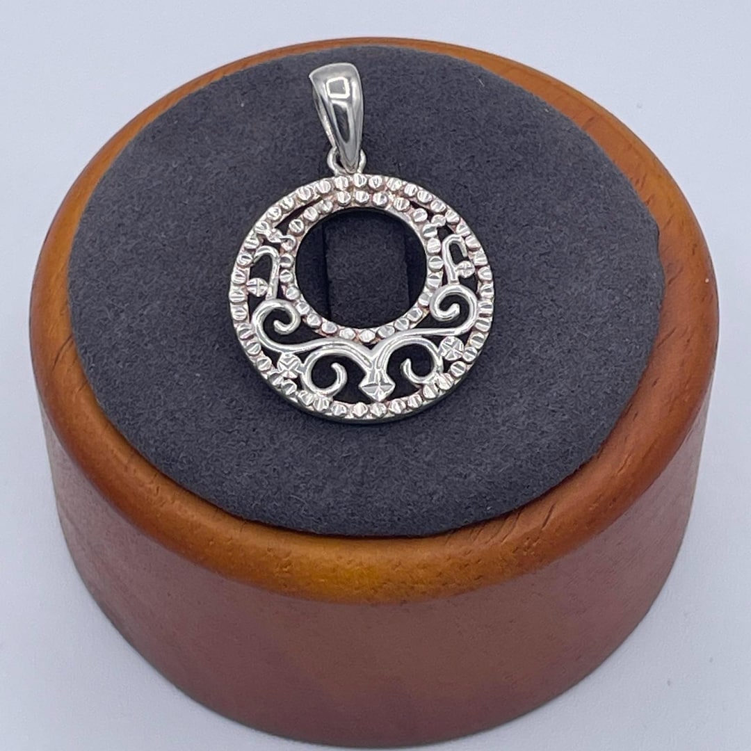 Vintage Jacmel Mauritius 925 Sterling Silver Filigree Circle Pendant ...