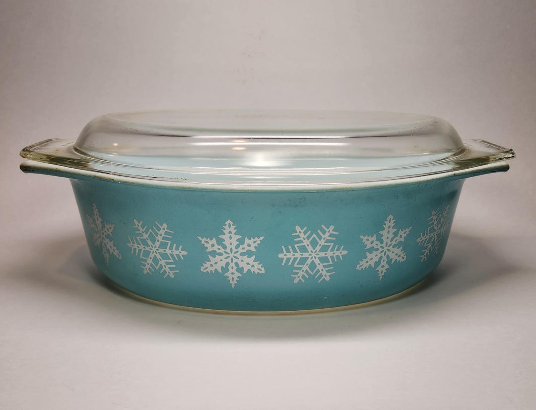 Pyrex Turquoise Snowflake Casserole Dish - Etsy