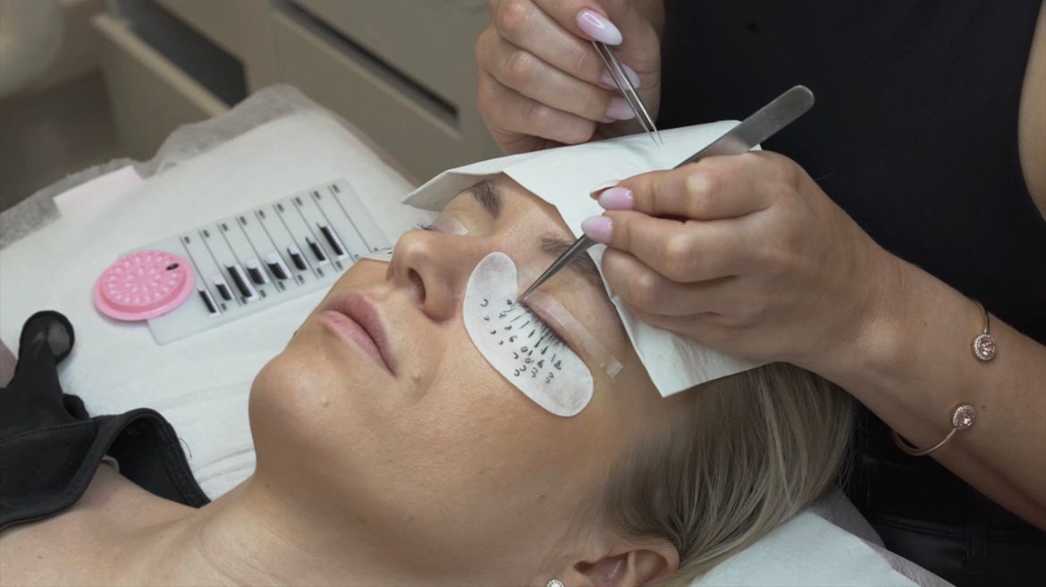 Classic Online Lash Training Video! Eyelash Extension Training Course ...