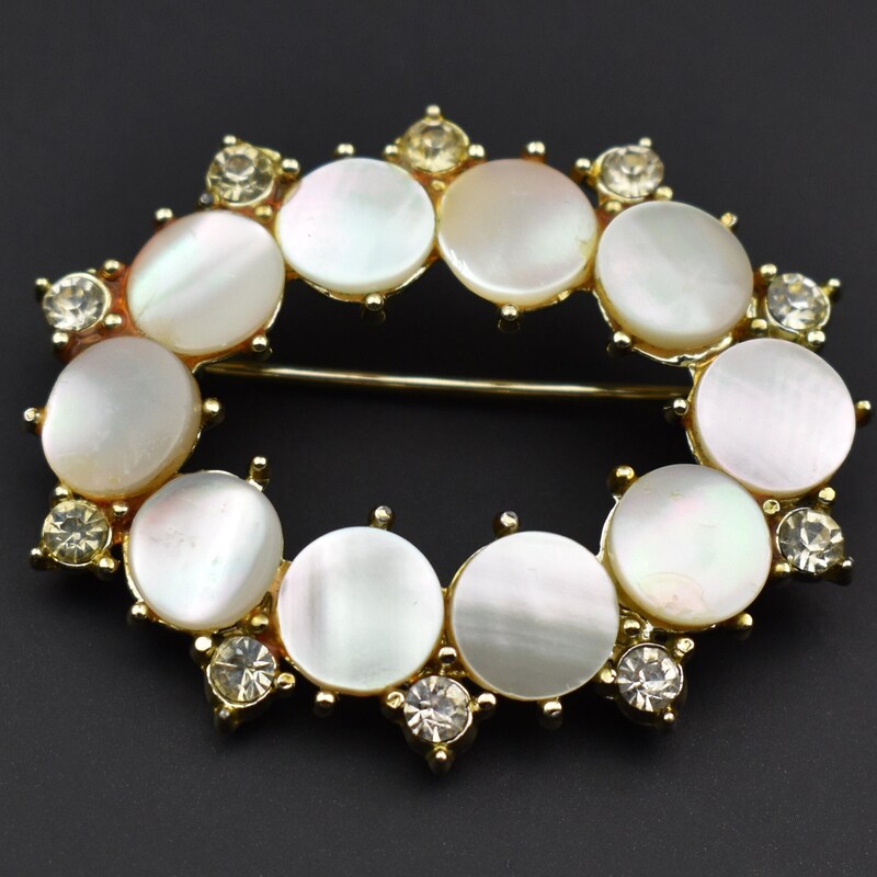 Bride to Be Brooch - Etsy