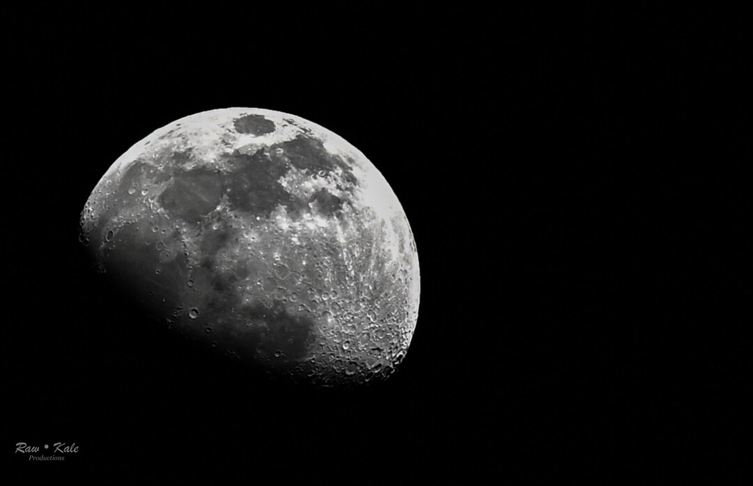 Half Moon Photo - Etsy