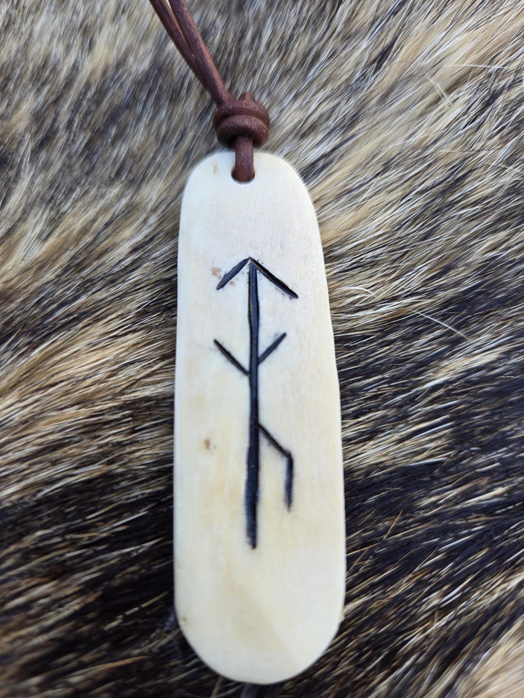 Protection Bind Rune Necklace Bone - Etsy
