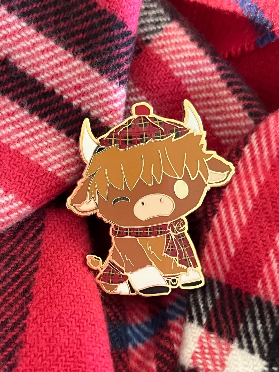 Scottish Highland Cow Hard Enamel Pin Highland Cow Pins Fluffy, Floofy Cows Cute Enamel Pins ...