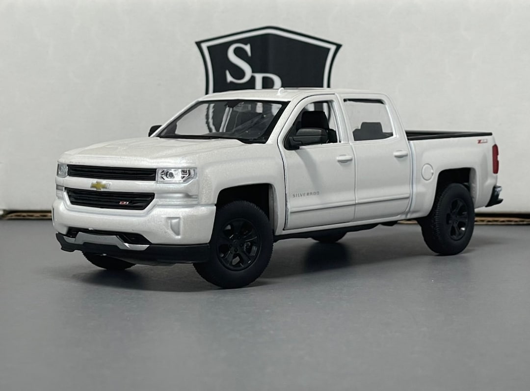 Chevrolet Silverado - Welly 1:24 Diecast - Etsy