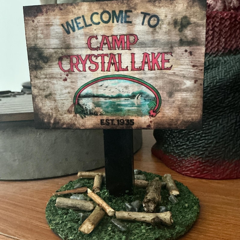 Crystal Fish Display - Etsy UK