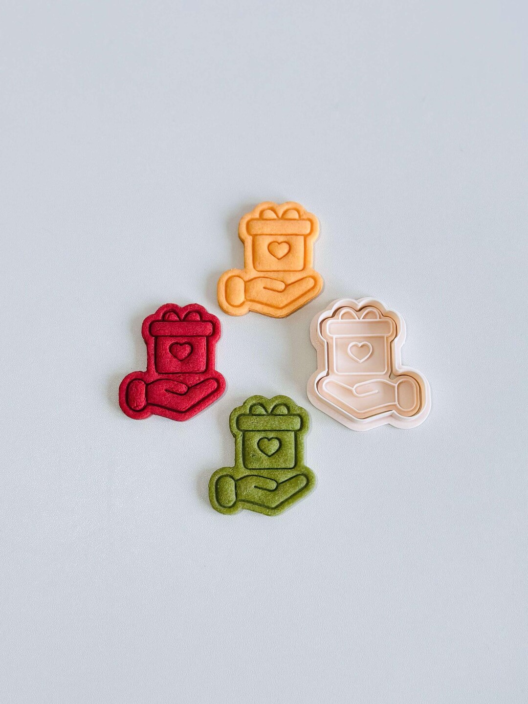 Hand Holding Gift Box Cookie Cutter | Heart Shape Baking Mold ...