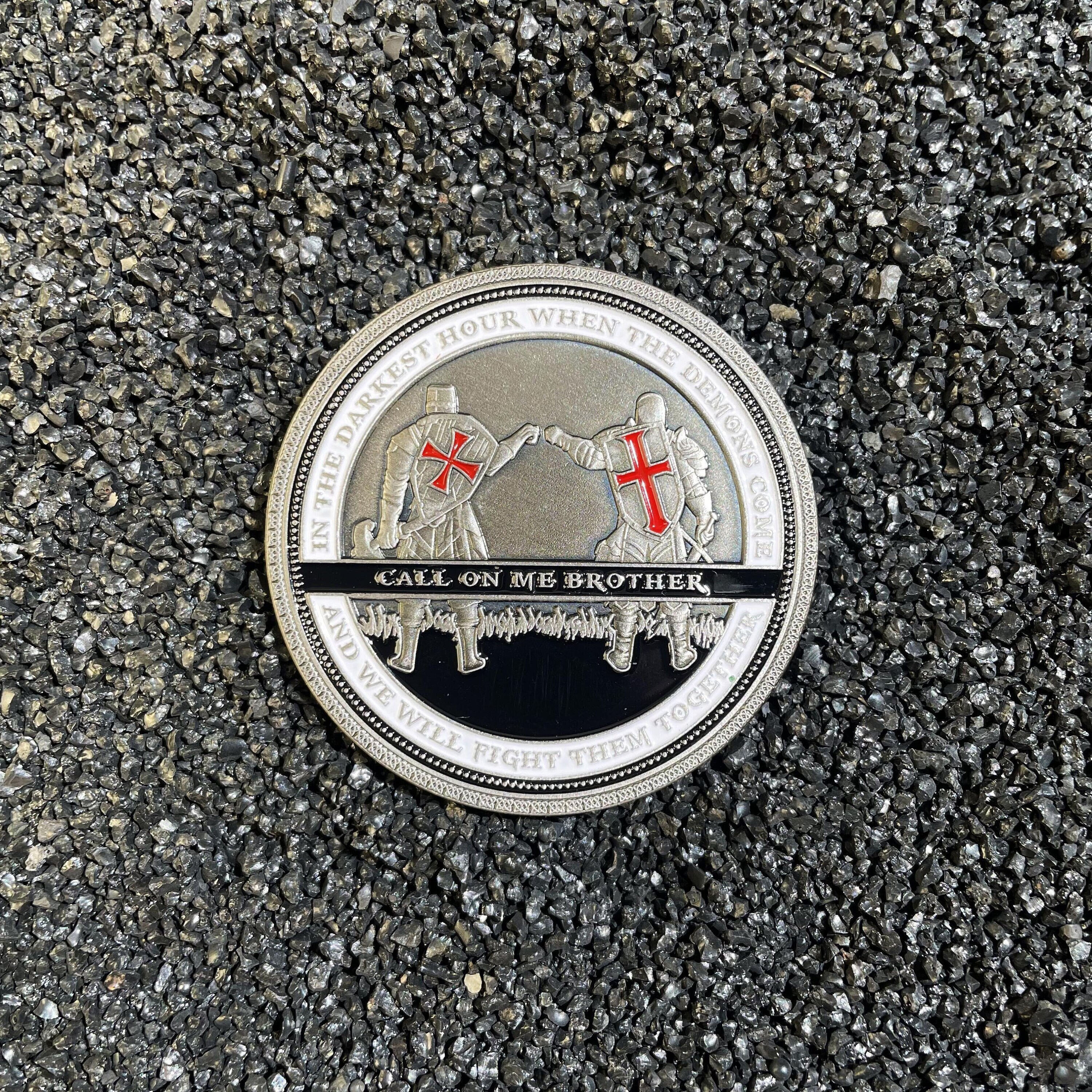 Knights Templar Challenge Coin - Black Templar - Collectible Coin - Red ...