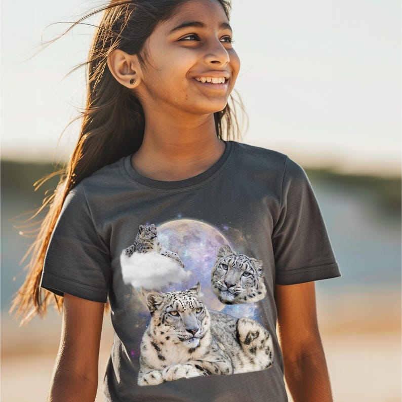 Snow Leopard Moon Graphic Tee, Vintage Wildlife Shirt - Etsy