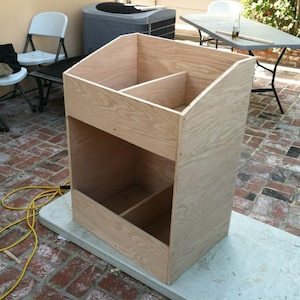 Showcase Your Collection Efficiently With This Unique Vinyl Album ...