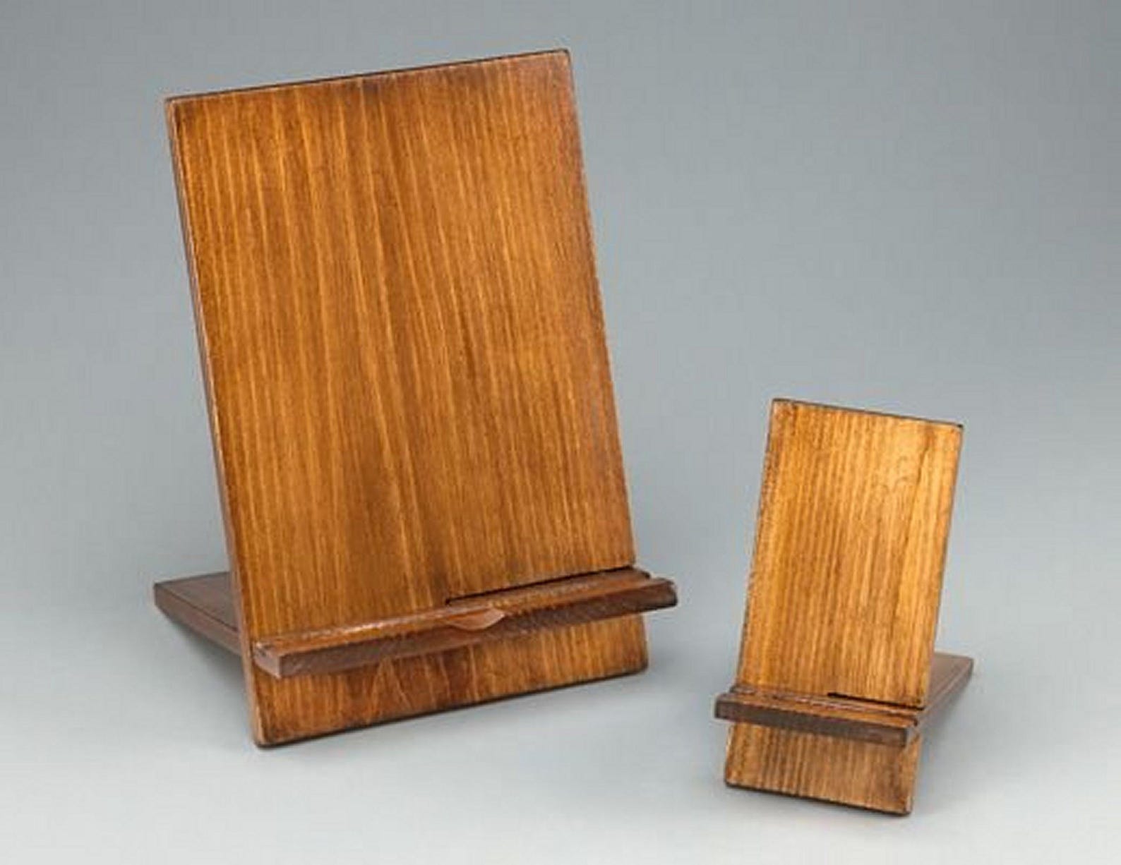 Craft Your Tech Oasis: DIY Wood Tablet/phone Stand Plan! Transform Wood ...