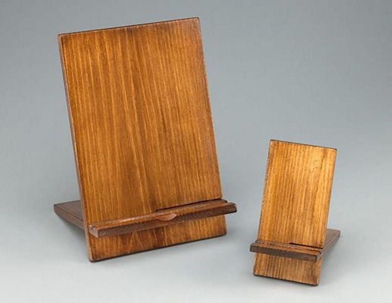Craft Your Tech Oasis: DIY Wood Tablet/phone Stand Plan! Transform Wood ...