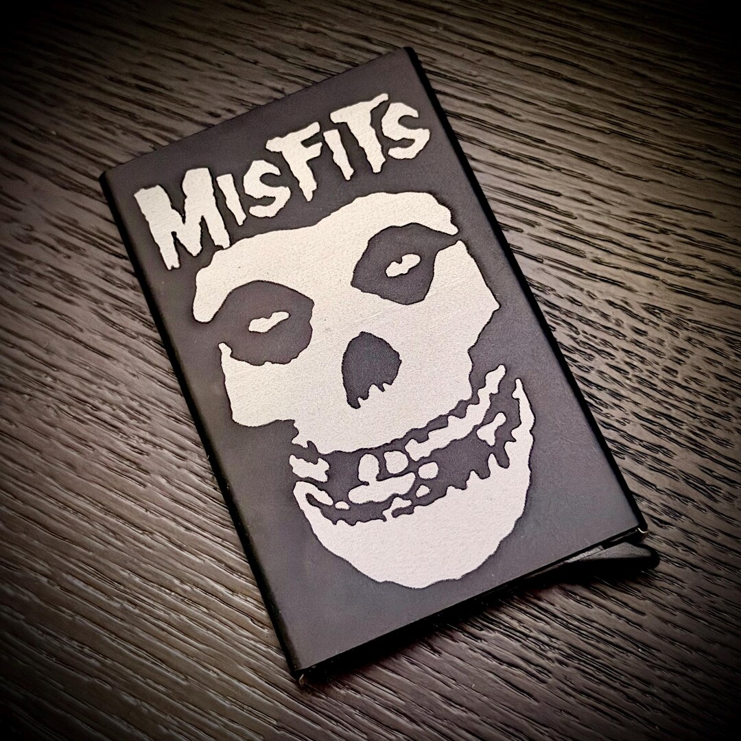Wallet - Misfits Engraved Metal Card Wallet Crimson Ghost - Etsy