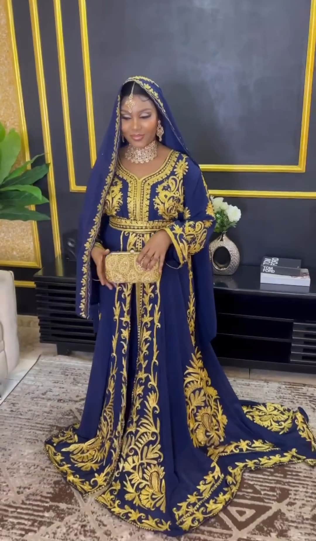 Somali Dirac Wedding Dress: Chiffon Beads, Hand Embroidery - Etsy