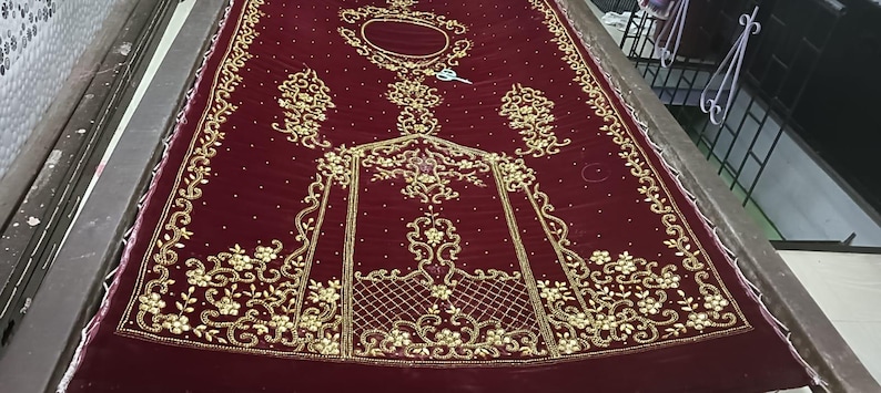 Somali Bridal Dirac: Velvet Wedding Dress With Embroidery - Etsy