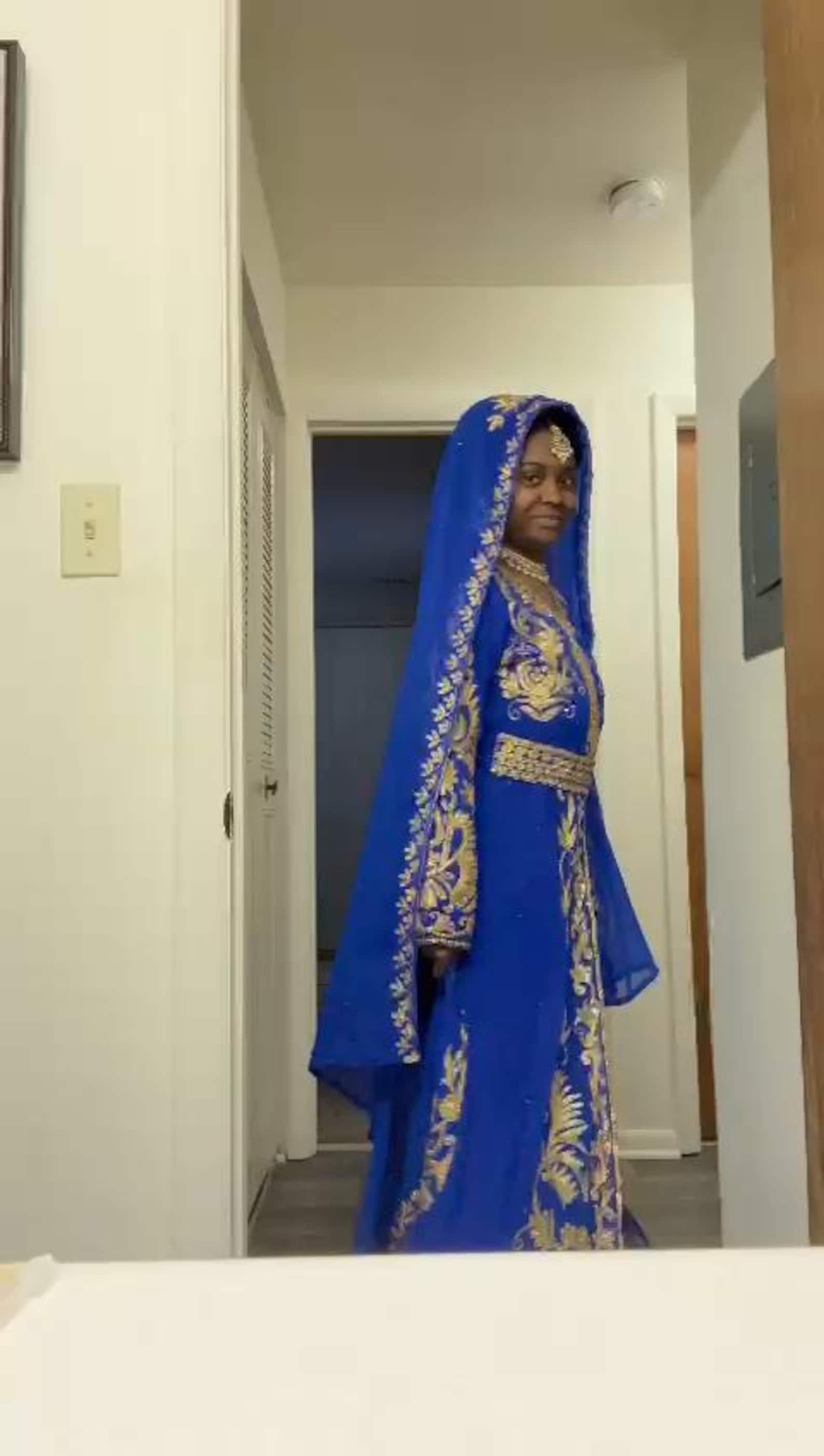 Somali Dirac Wedding Dress: Chiffon Beads, Hand Embroidery - Etsy