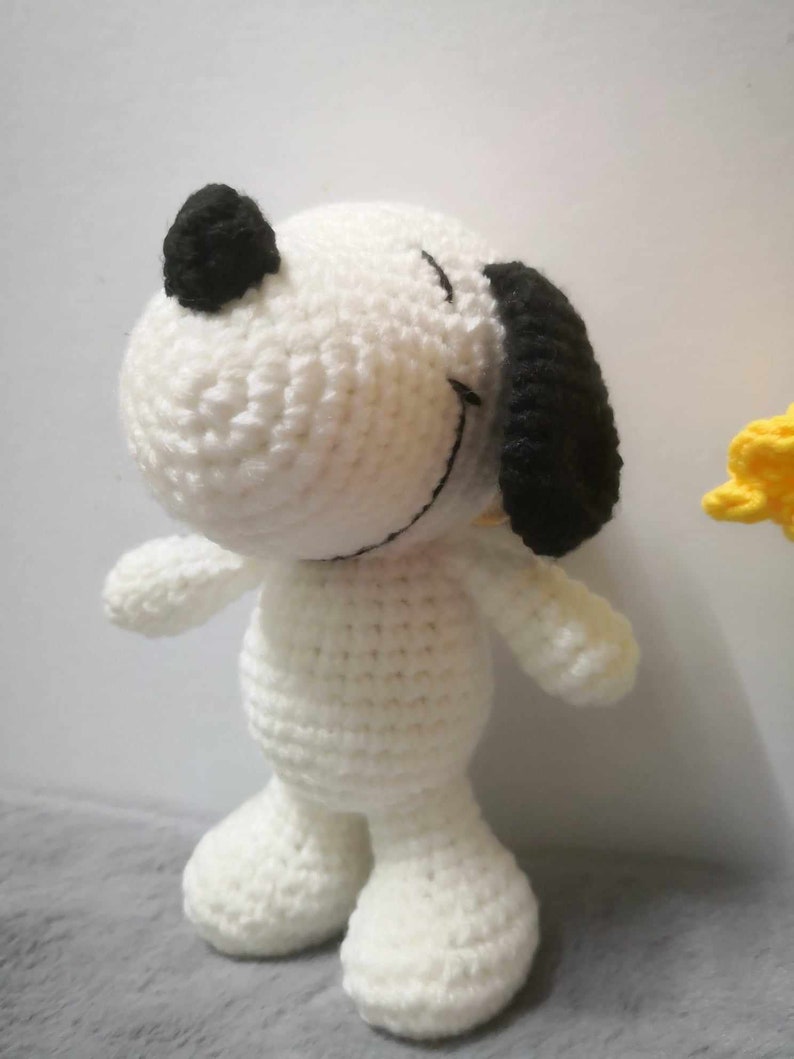 Crochet Snoopy Keychain, Amigurumi Crochet Beagle, Pet, Snoopy Lovers ...