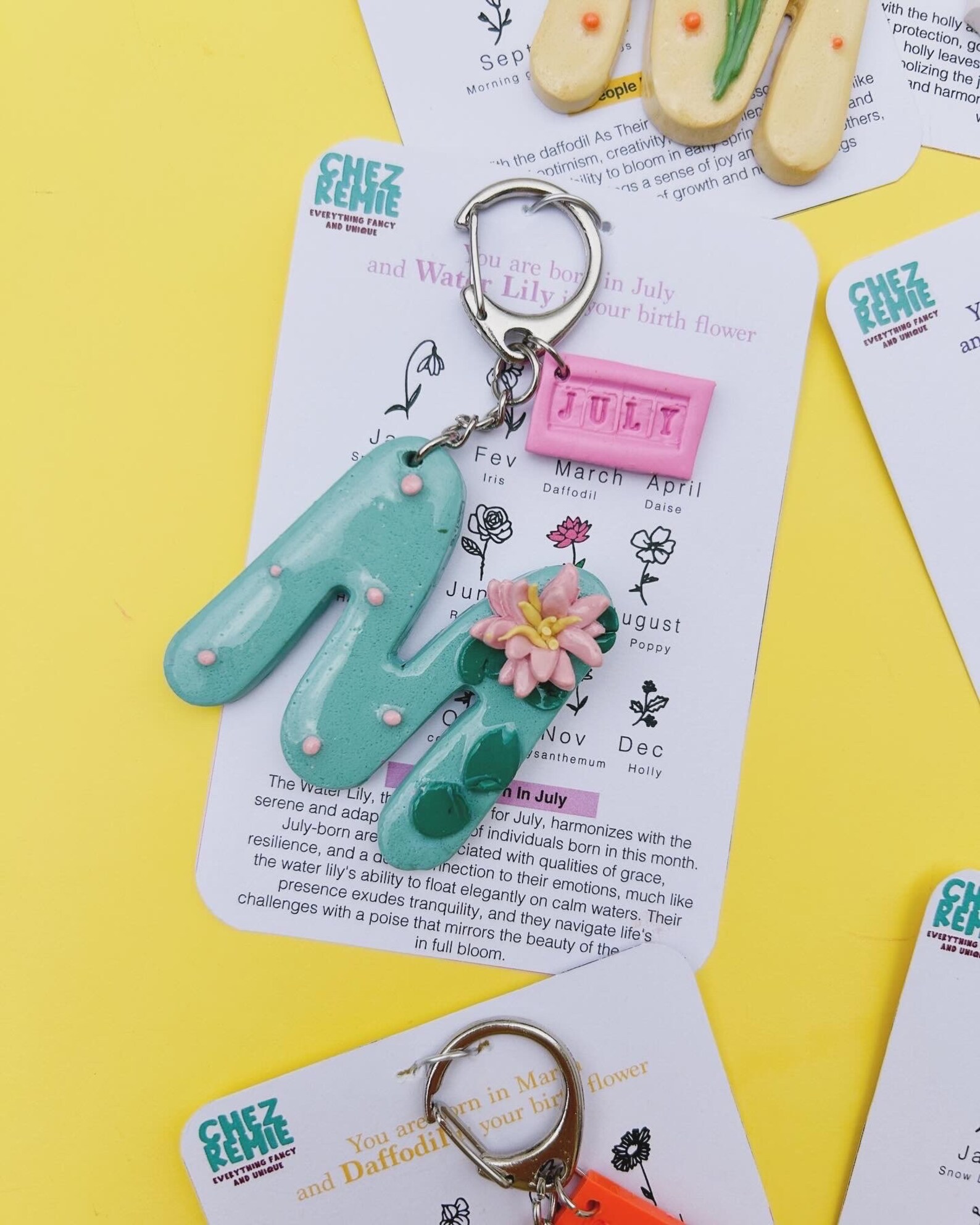 Personalized Birth Flower Keychain, Polymer Clay Initial Keychain - Etsy
