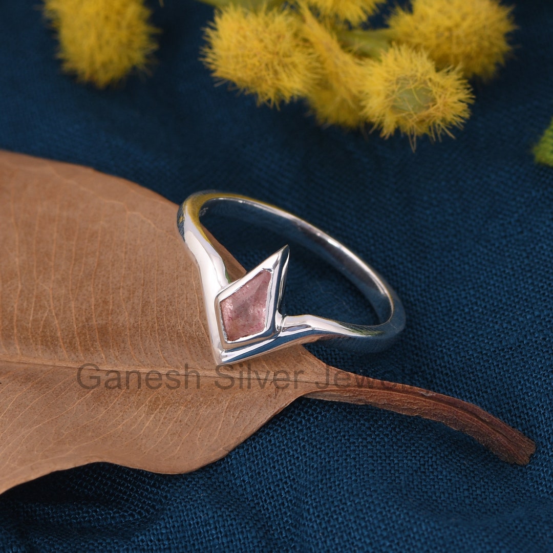 Kite Shaped Strawberry Quartz Gemstone Ring, 925 Sterling Silver Ring ...