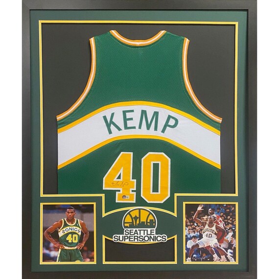Shawn Kemp Signed Sonics Jersey