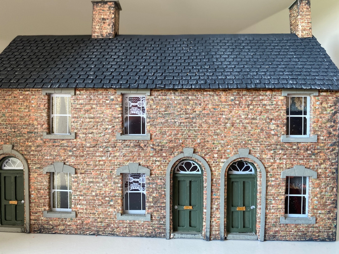 00 Gauge Model Railway Terraced Houses low Relief - Etsy UK