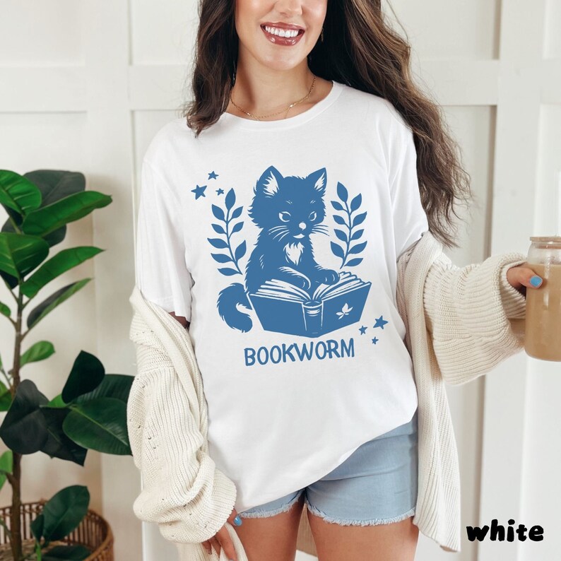 Bookloving Cat Shirt, Bookworm Tee-shirt, Cute Booklover Sweater, Cat ...