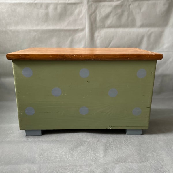 Green Chest - Etsy