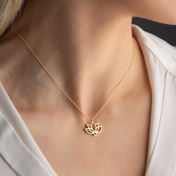 Lotus Necklace - Etsy