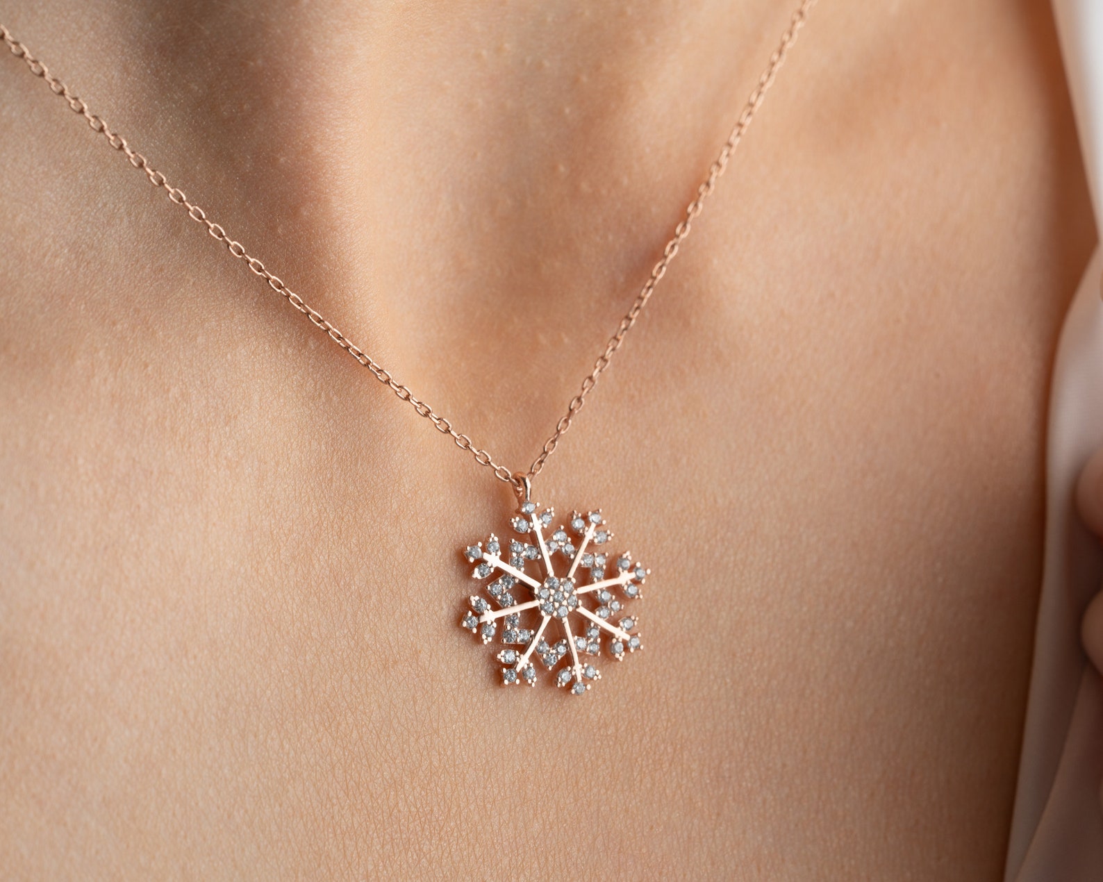 Silver Snowflake Necklace, Sparkling Winter Jewelry, Snowy Day ...