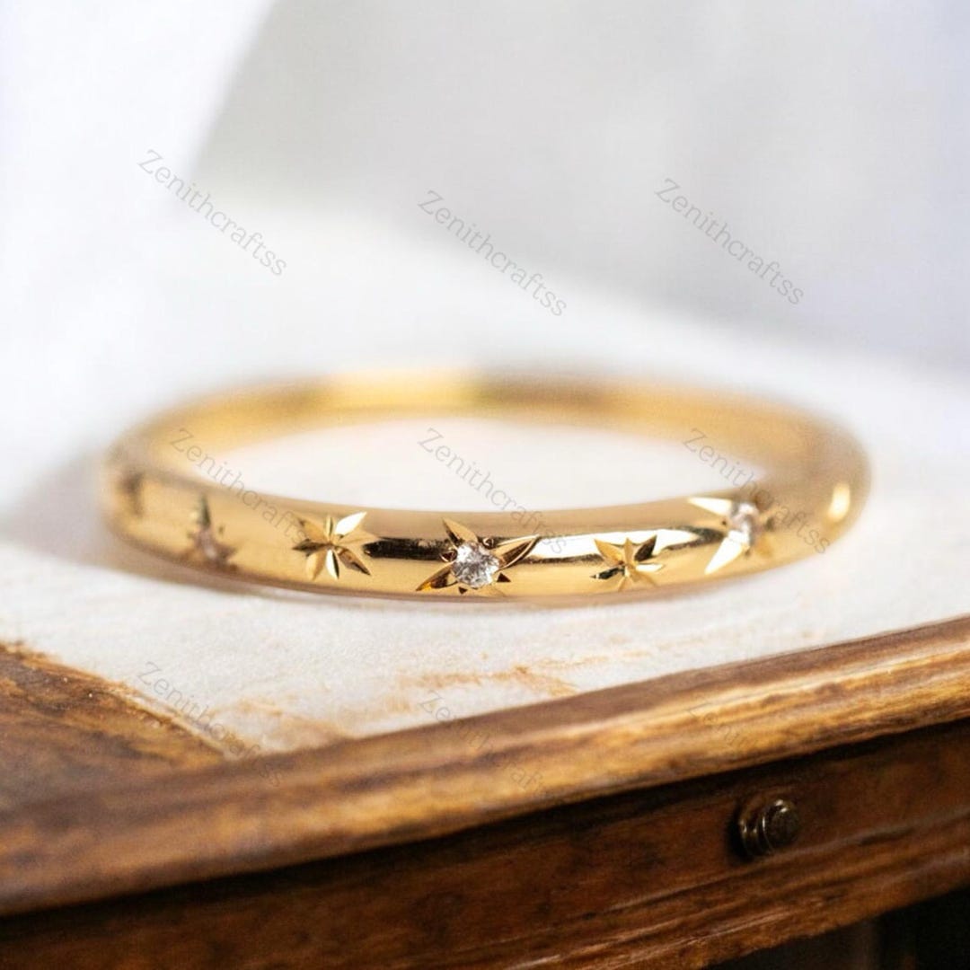 Diamond Minimal Star Pave Band, 18K Solid Gold Wedding Band, Celestial ...