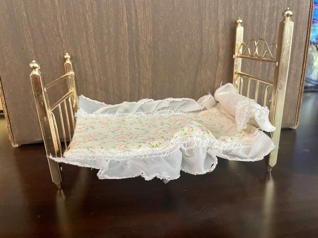 Vintage Concord Miniatures Brass Bed and Ruffled Comforter W/ Original ...