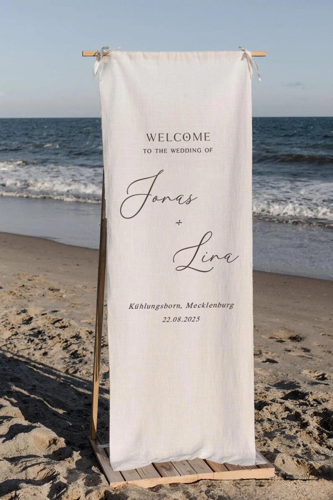 Custom Linen Wedding Welcome Sign: Elegant Fabric Banner - Etsy