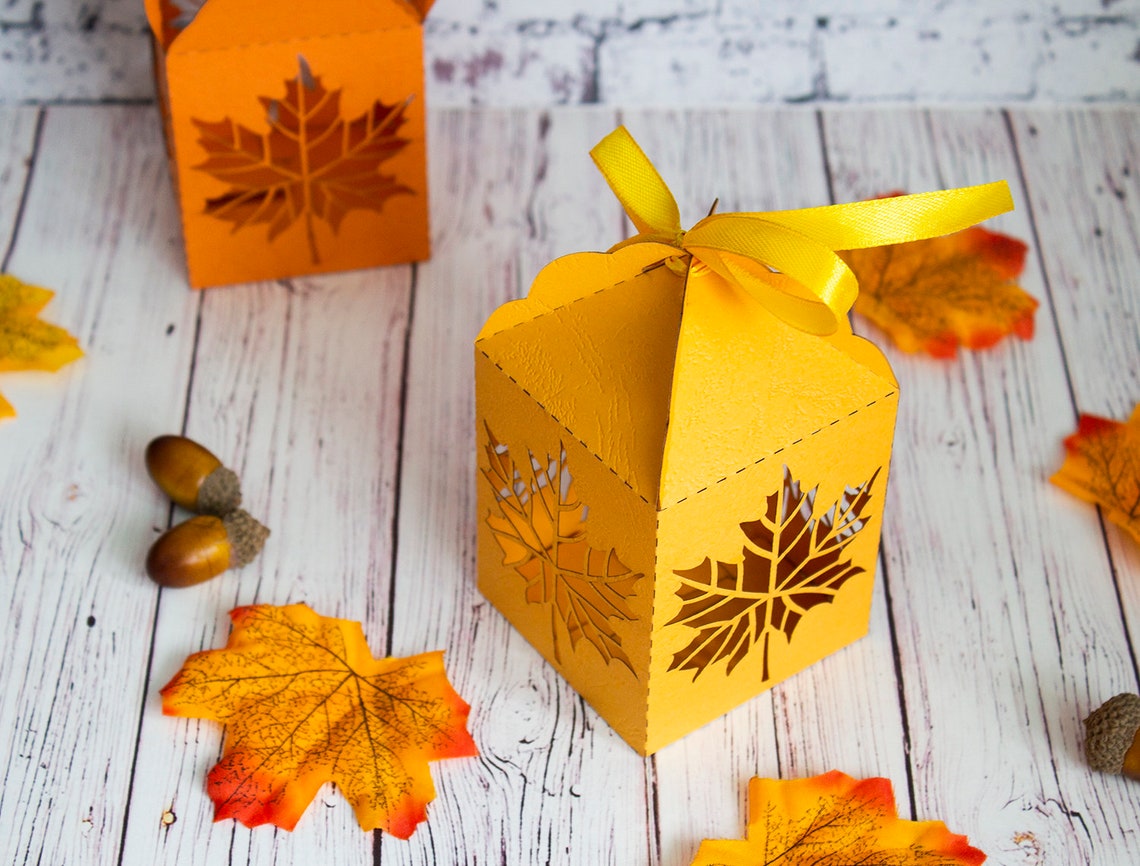 Maple Leaf Box Template Fall Wedding Box Svg Gift Box - Etsy UK