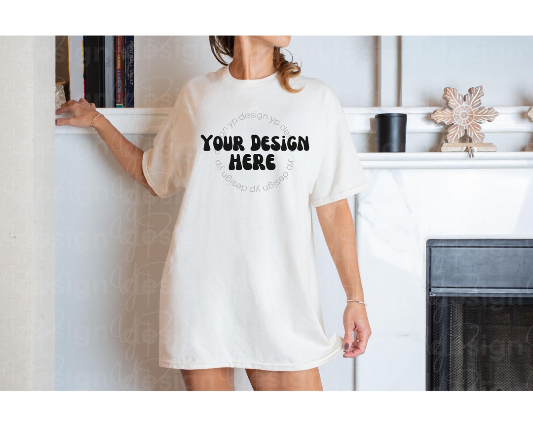 GILDAN 5000 NATURAL Color T-shirt Lifestyle Mockup,winter Christmas ...