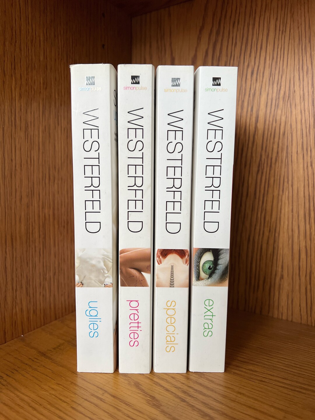Uglies by Scot Westerfeld Set of 4 Books - Etsy