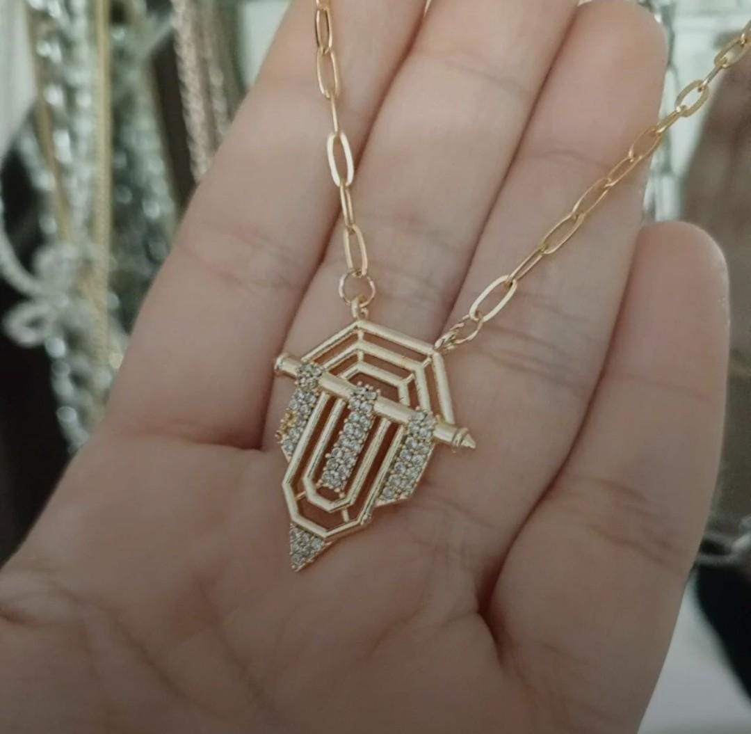 925 Silver 14 Carat Gold Plated Shield Spike Necklace Trigon Strip ...