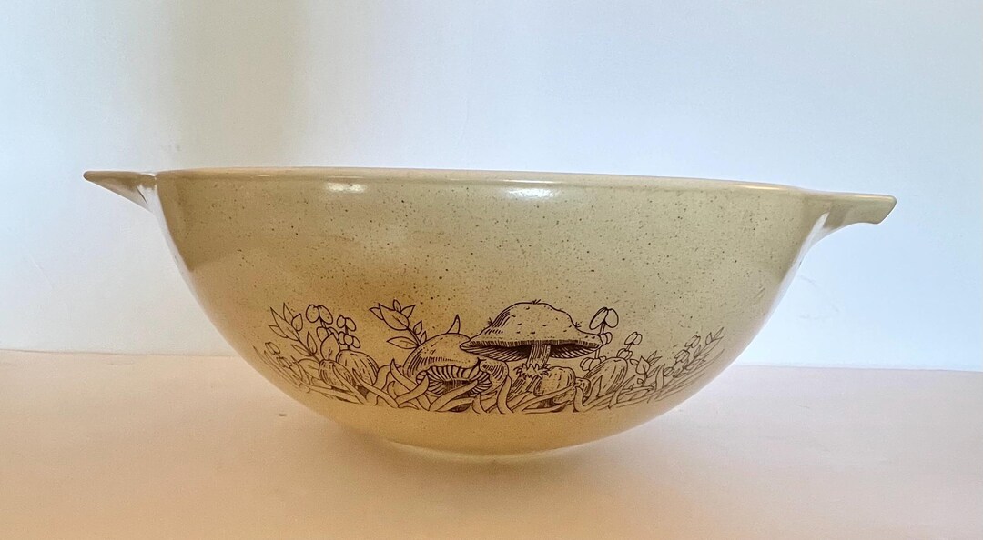 1980s PYREX 444 Mixing Bowl Forest Fancies - Etsy