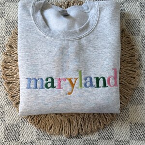 Colorful Embroidered State Sweatshirt, Multicolor Custom Embroidered ...