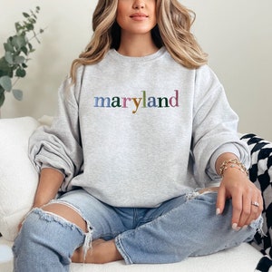 Colorful Embroidered State Sweatshirt, Multicolor Custom Embroidered ...