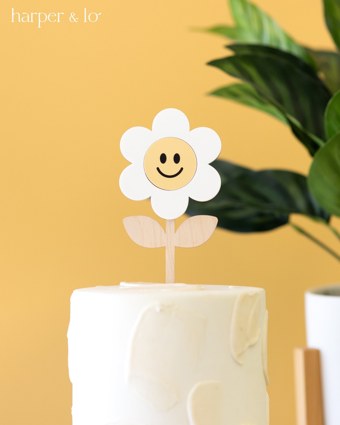 Daisy Cake Topper Flower Custom | Rattan, Acrylic, Personalized Name ...