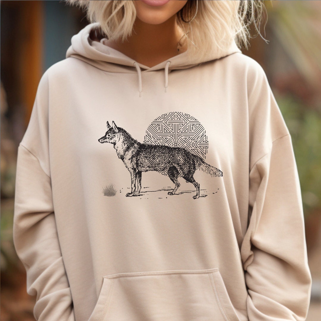 Coyote Hoodie Desert Aesthetic Sweatshirt Fleece Top Animal Lover Gift ...