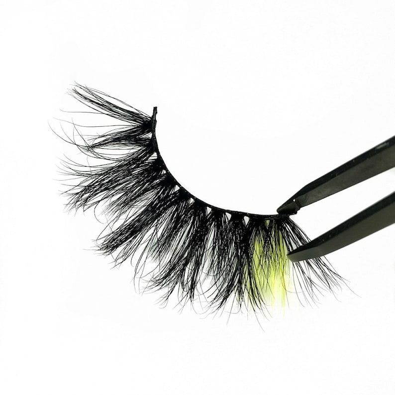 QUEEN B | Yellow Color Lashes | 1 Tone Yellow Lashes | Strip Lashes ...