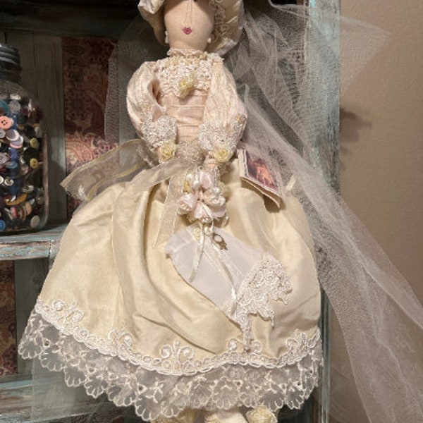 Vintage Bride Doll - Etsy
