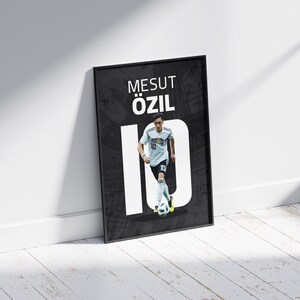 Mesut Özil Poster, German Soccer Legend, Unique Football Gifts, Eye ...