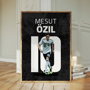 Mesut Özil Poster, German Soccer Legend, Unique Football Gifts, Eye ...
