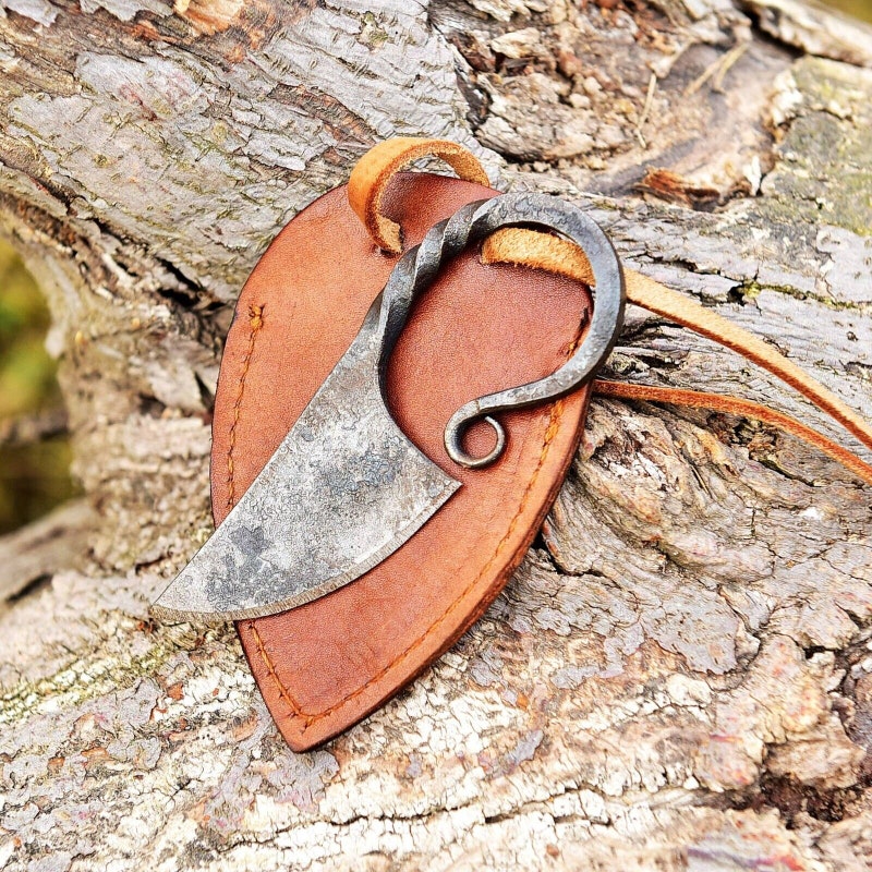 Neck Knife - Etsy