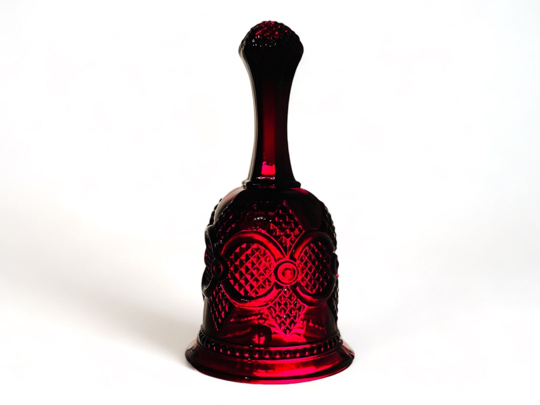 Avon Cape Cod Pattern Ruby Red Bell 1979 | Cape Cod Collectible ...