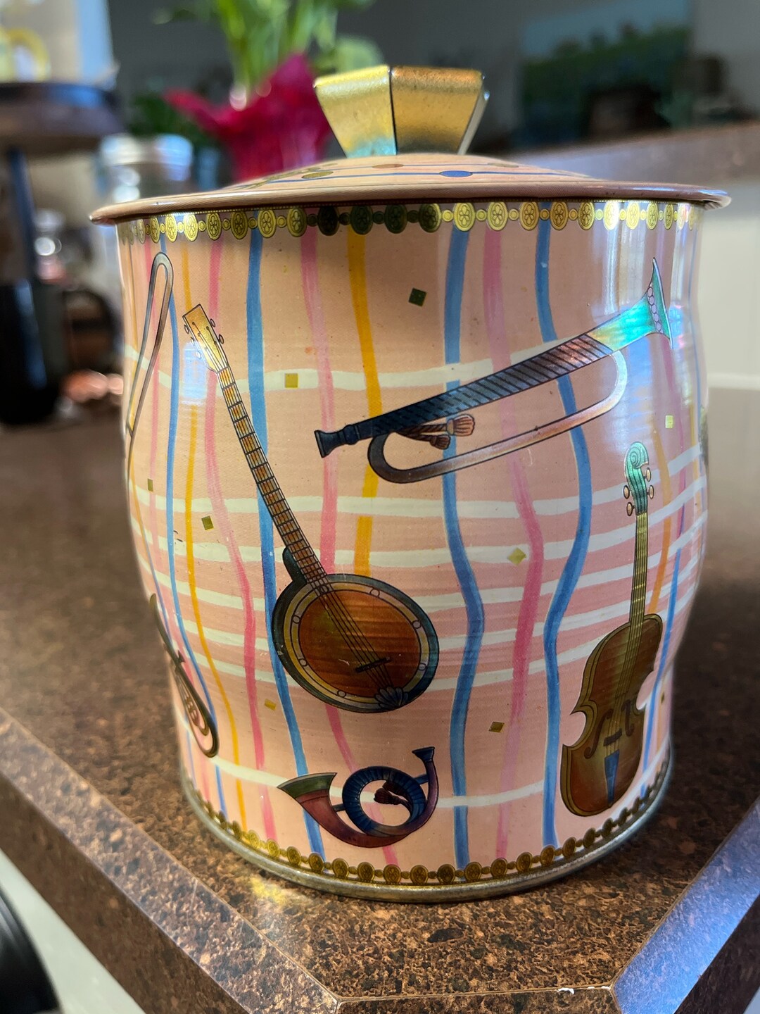 Vintage Made in England Tea Tin Decorated With Musical Notes and ...